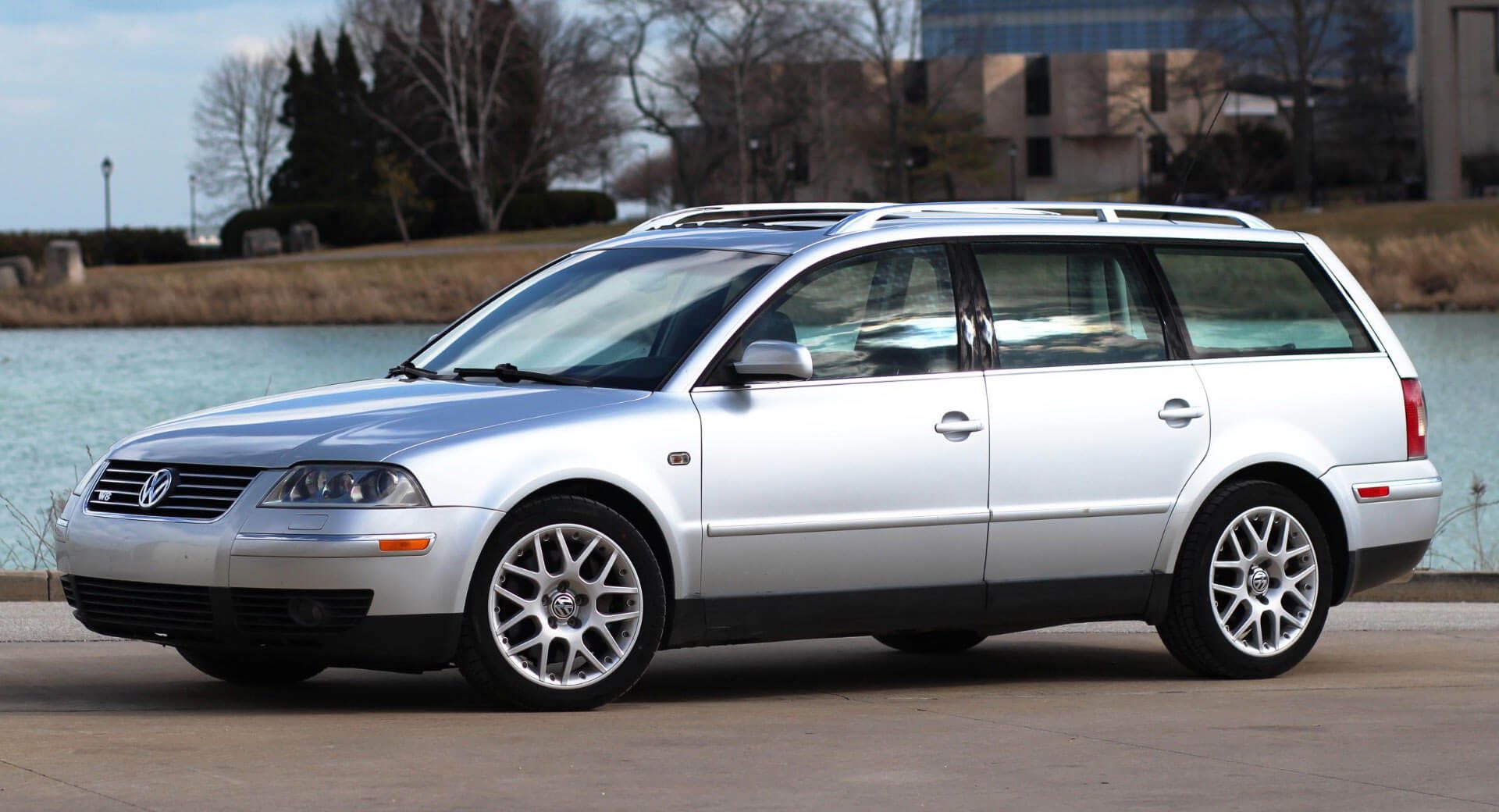Dokonalý sleeper od Volkswagenu? Passat 4,0 W8! - Dominiccars.sk